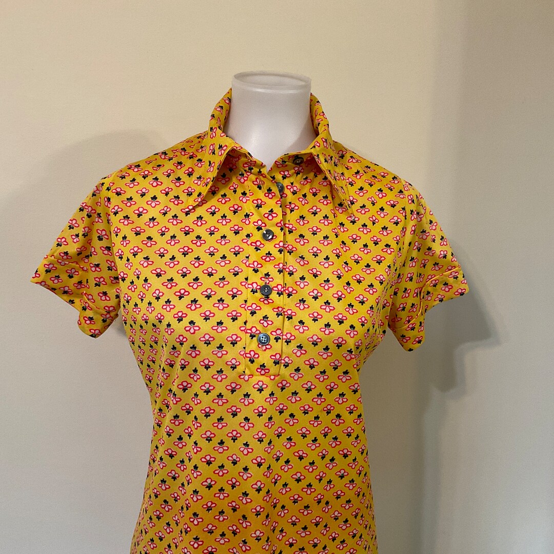 60s Mod Bright Flower Blouse / 60s Pointy Collar Flower Power Blouse ...