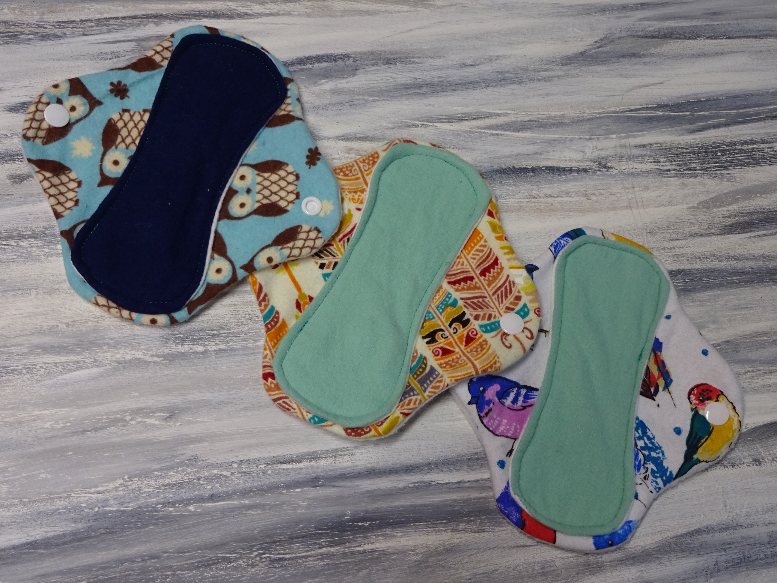 Light Medium Heavy Super REUSABLE CLOTH PADS great shape pads w/ wings ...
