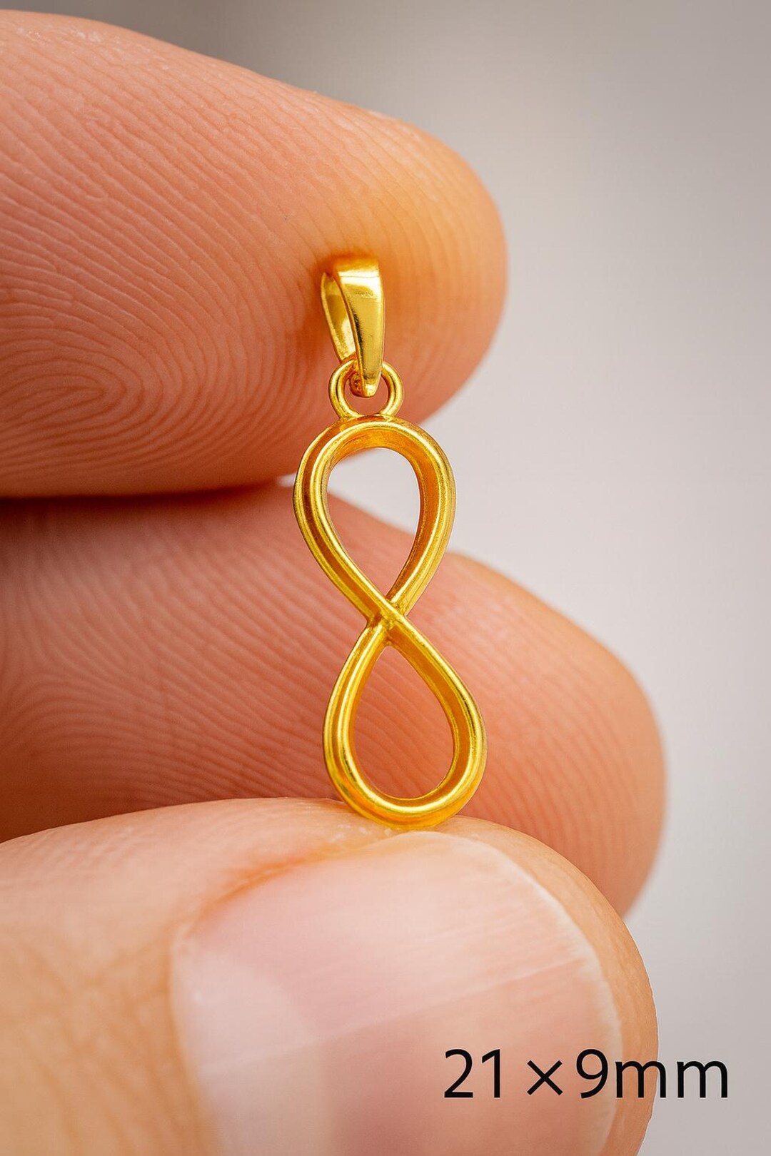 Solid Gold Infinity Pendant: 10K/14K Yellow Gold Figure Eight - Etsy
