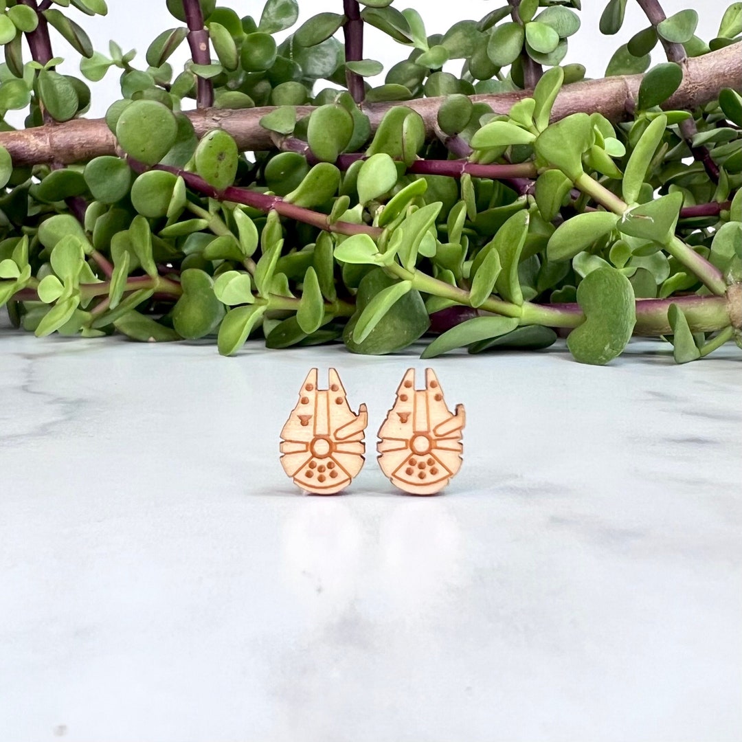 Star Wars Millennium Falcon Earrings - Laser Engraved on Maple Wood ...