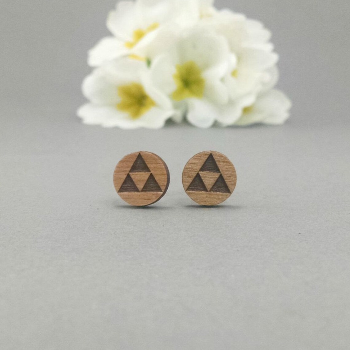 Zelda Triforce Circle Earrings Laser Engraved on Alder Wood - Etsy