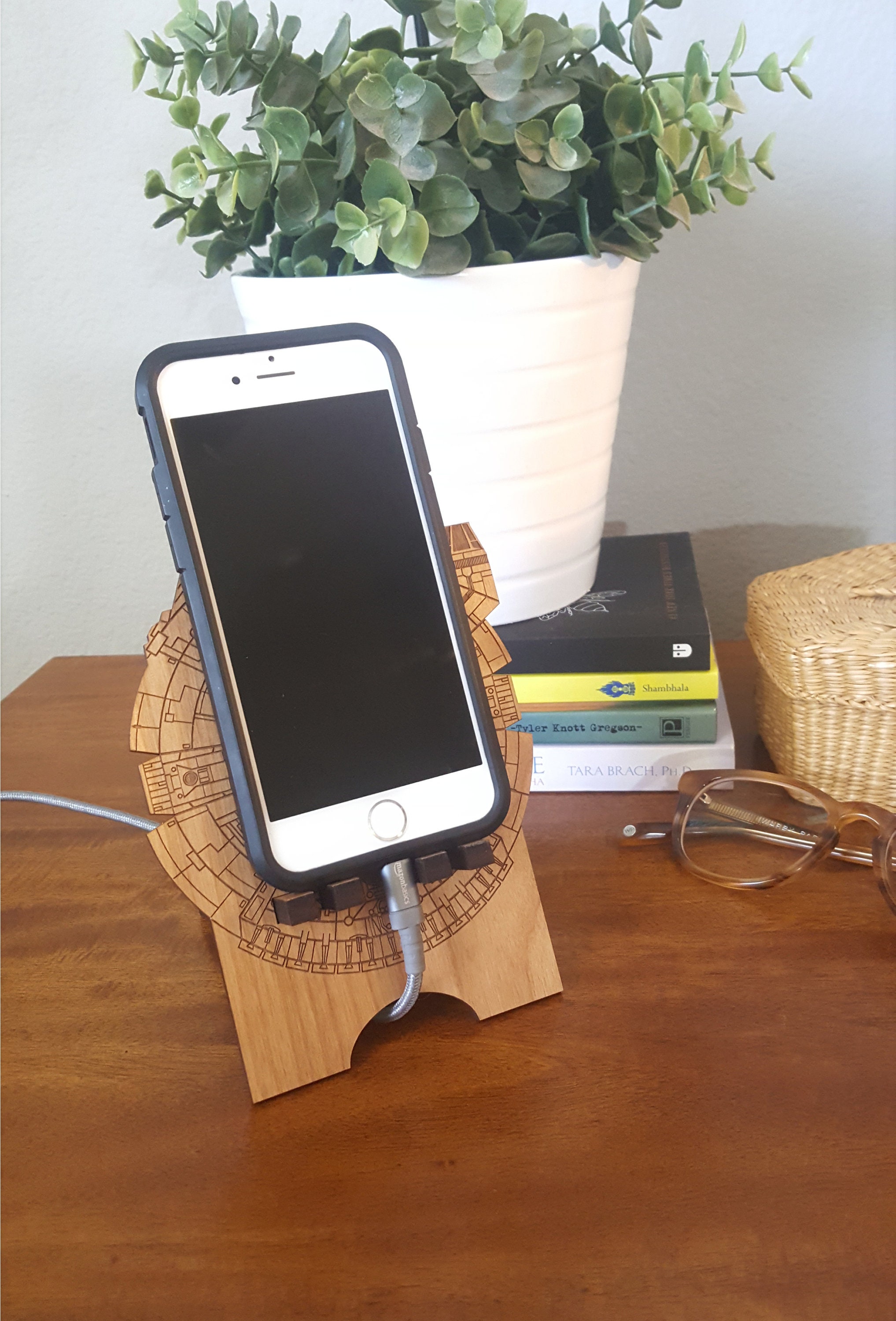 Millennium Falcon Phone Stand Smart Phone Docking Station - Etsy
