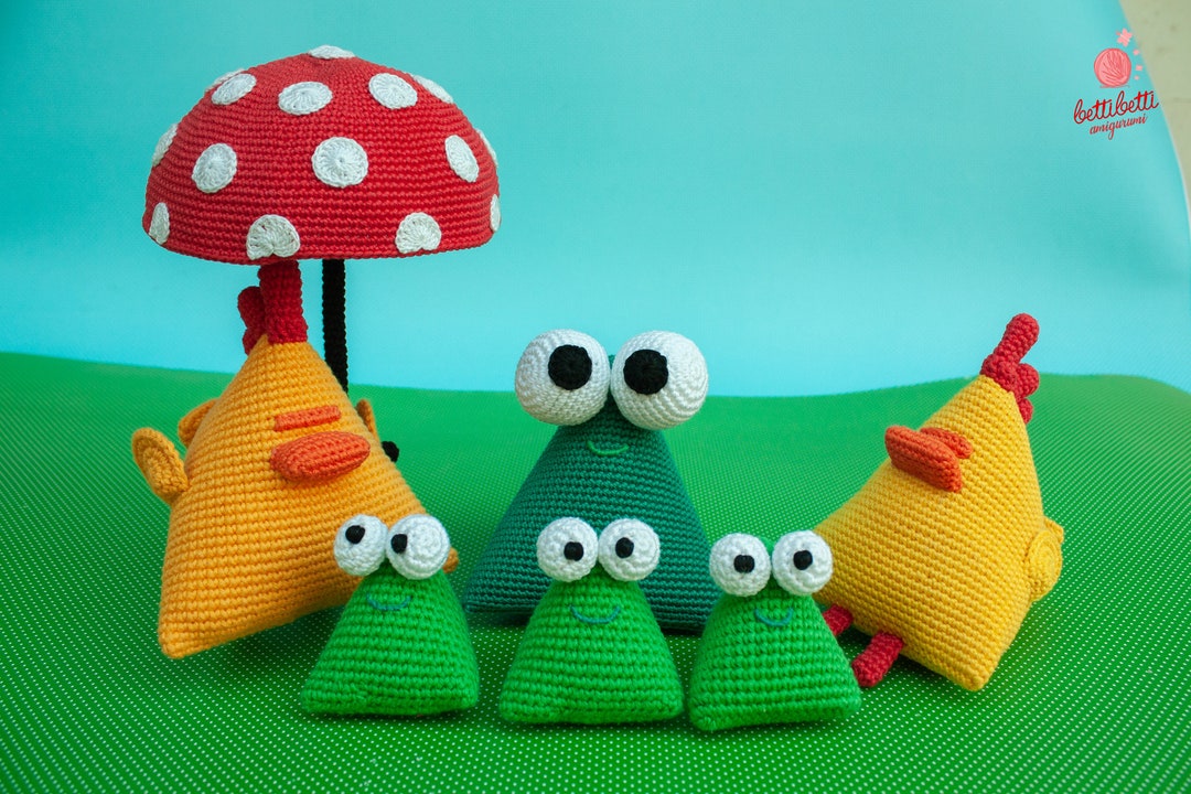 Inspired Pattern Hey Duggee Chicken and Frogs - Etsy