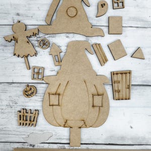 Jack-o-lantern House Insert for Interchangeable Spindle Base DIY Craft ...