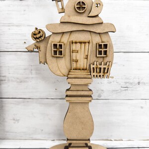 Jack-o-lantern House Insert for Interchangeable Spindle Base DIY Craft ...
