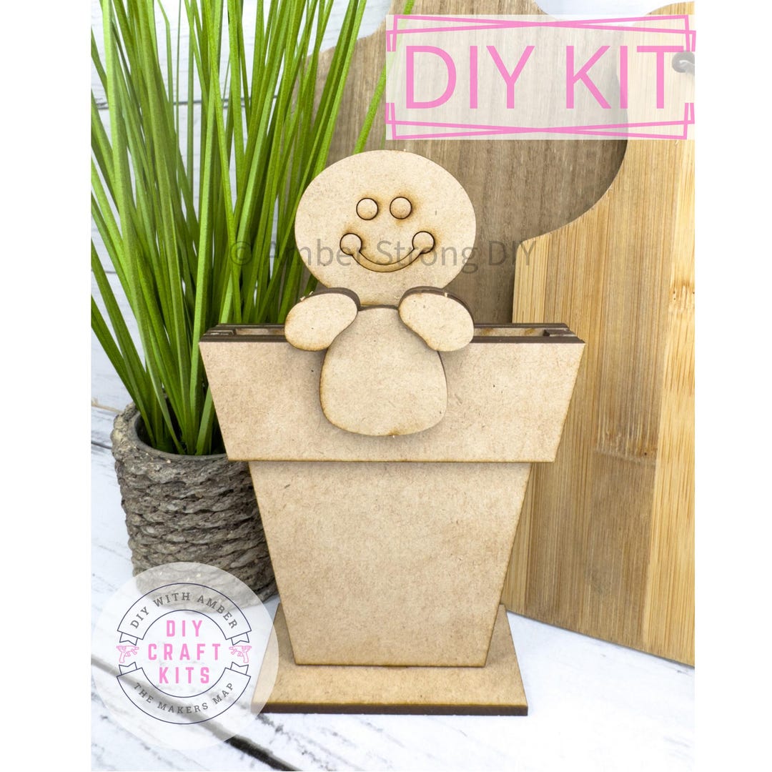Gingerbread Man Hugger DIY Craft Kit | Christmas Cookie Decor ...