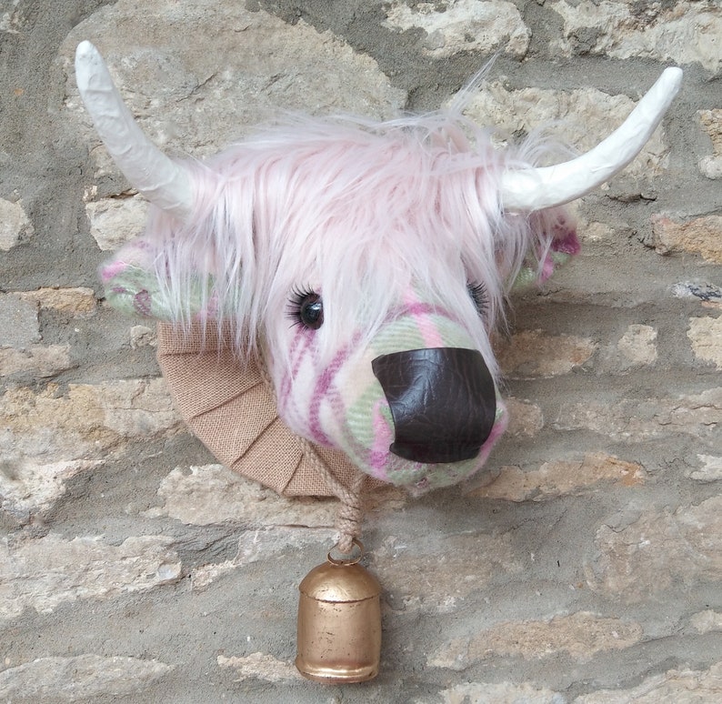 Handmade highland cow head faux taxidermy 100% new wool | Etsy