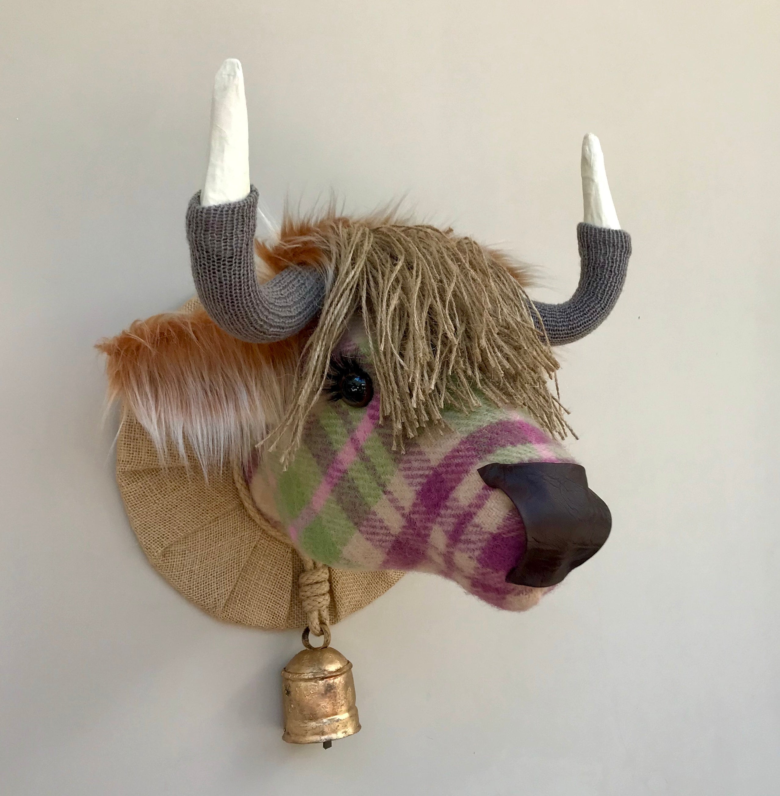 Handmade Highland Cow Head Faux Taxidermy 100% New Wool Cottage Check ...