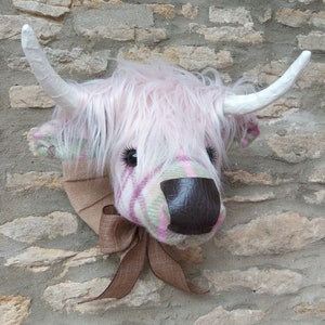 Handmade highland cow head faux taxidermy 100% new wool | Etsy