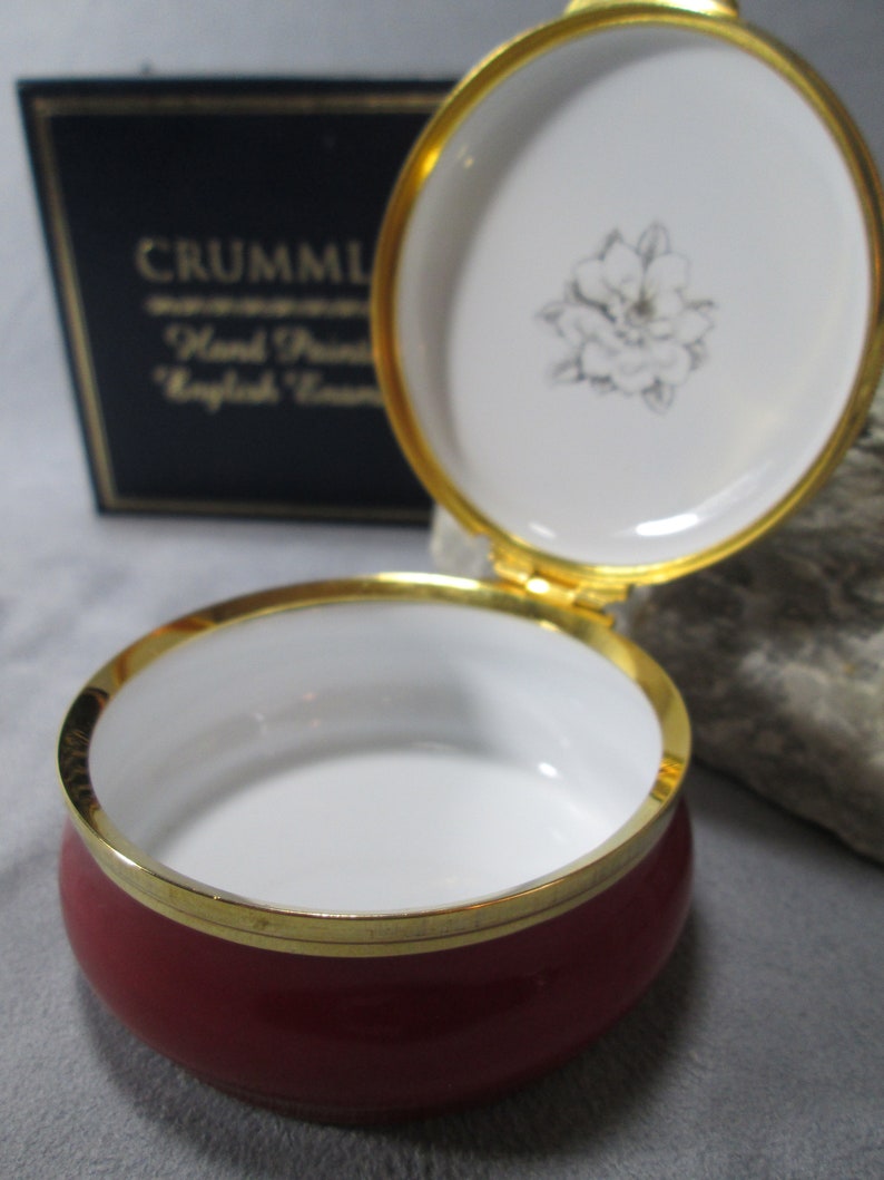 Crummles Enamel Box MAGNOLIA Soulangiana Flower - Etsy