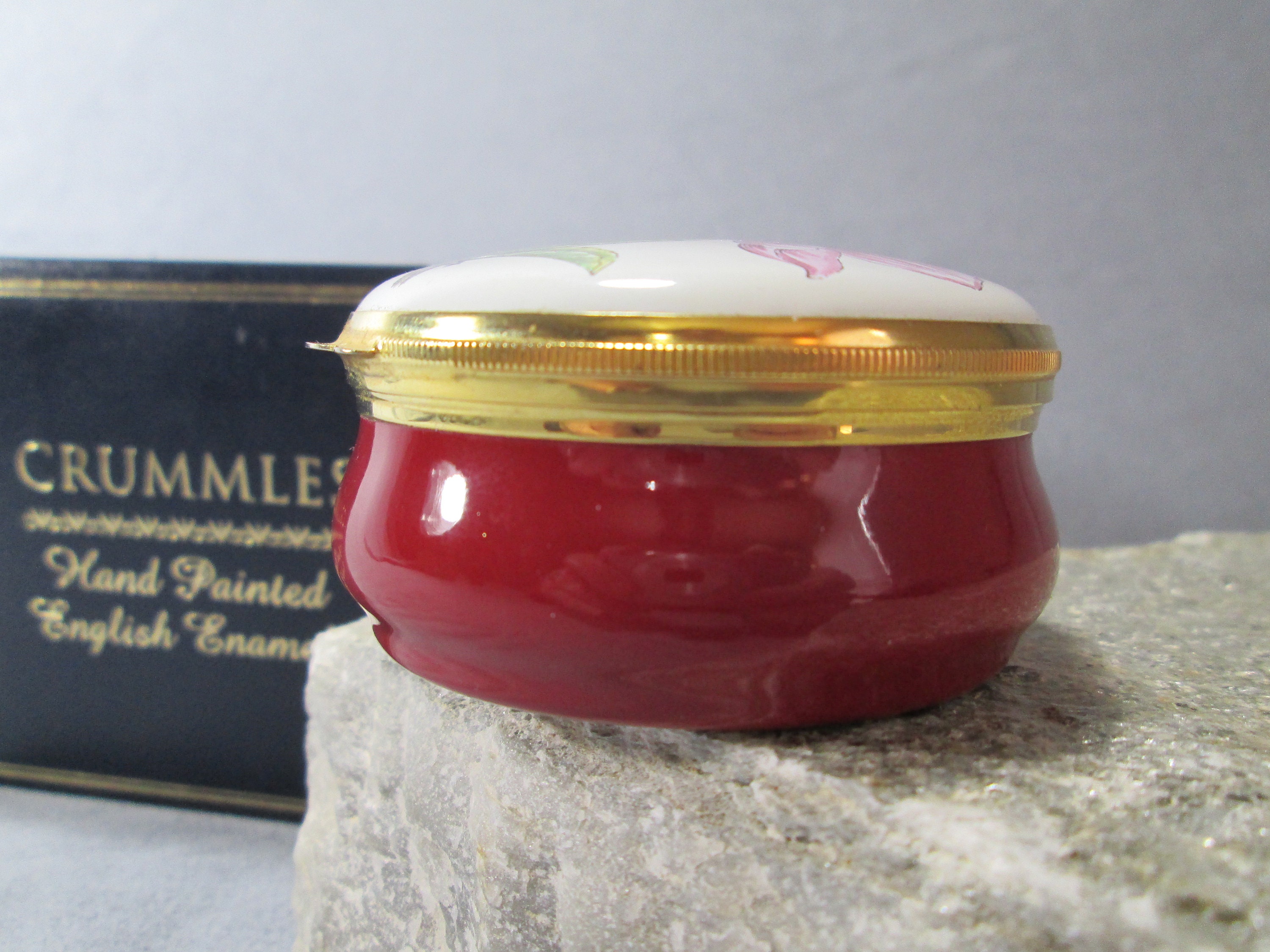 Crummles Enamel Box MAGNOLIA Soulangiana Flower - Etsy