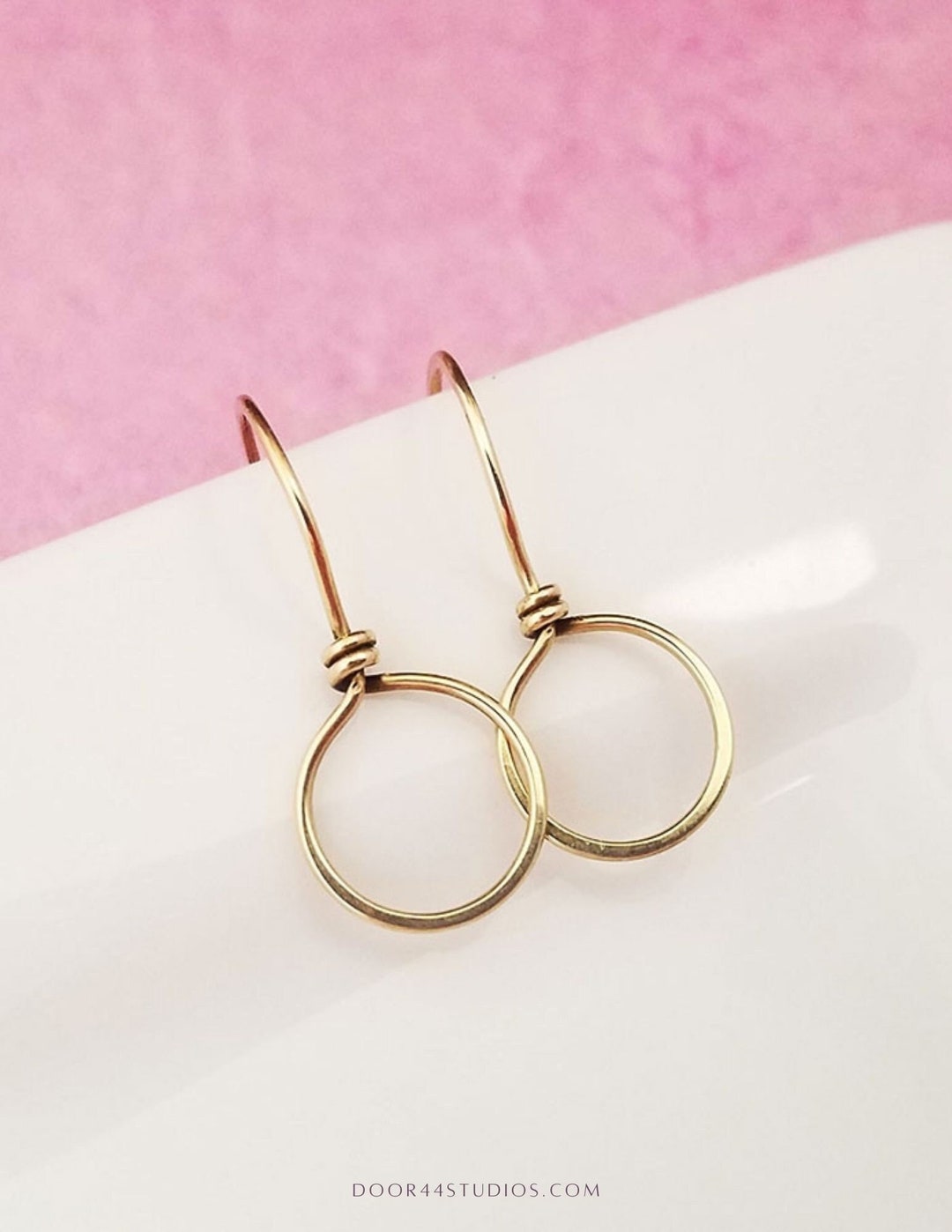 Modern Big Loop Ear Wires Tutorial - Simple DIY Earring Findings You ...
