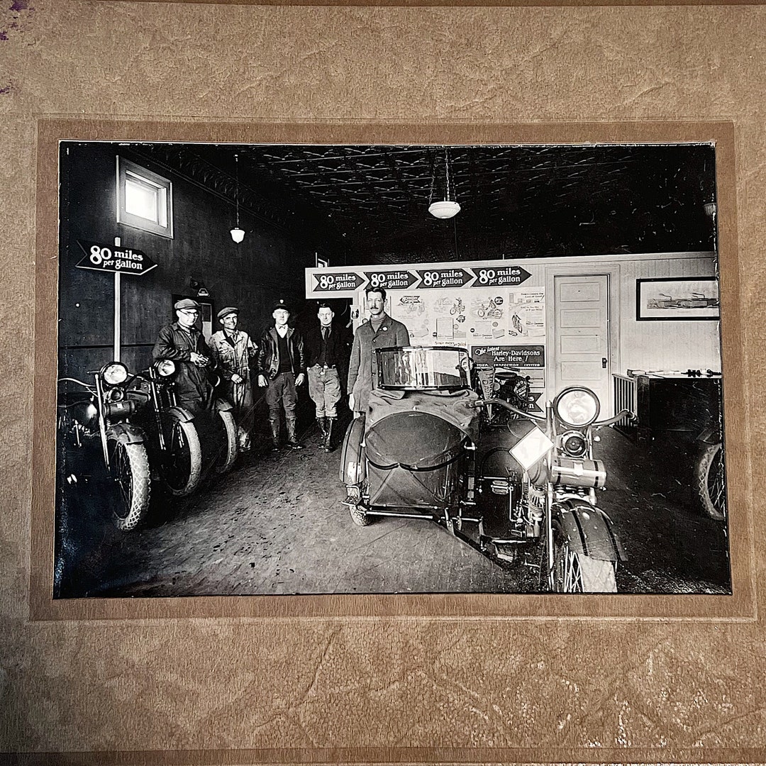 Antique 1920s Harley Davidson Dealer Photograph: Minneapolis Motorcycle ...