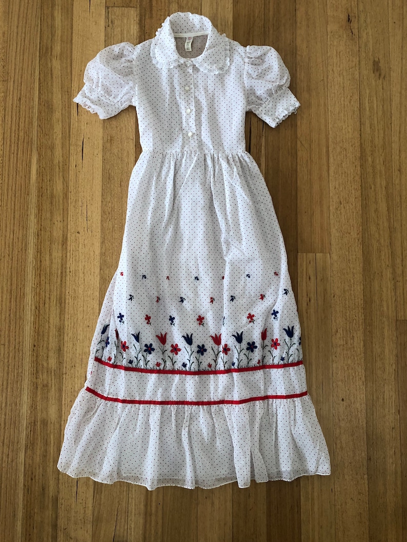 Girls Vintage Dress/ White With Red Polka Dots / Size Small / Long ...