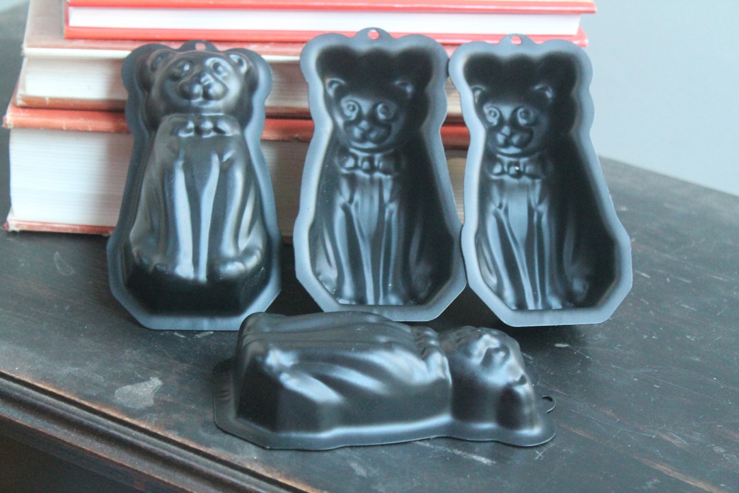 Four 4 Cat Jello Molds Tin Tart Molds Individual Vintage Aluminum Molds ...