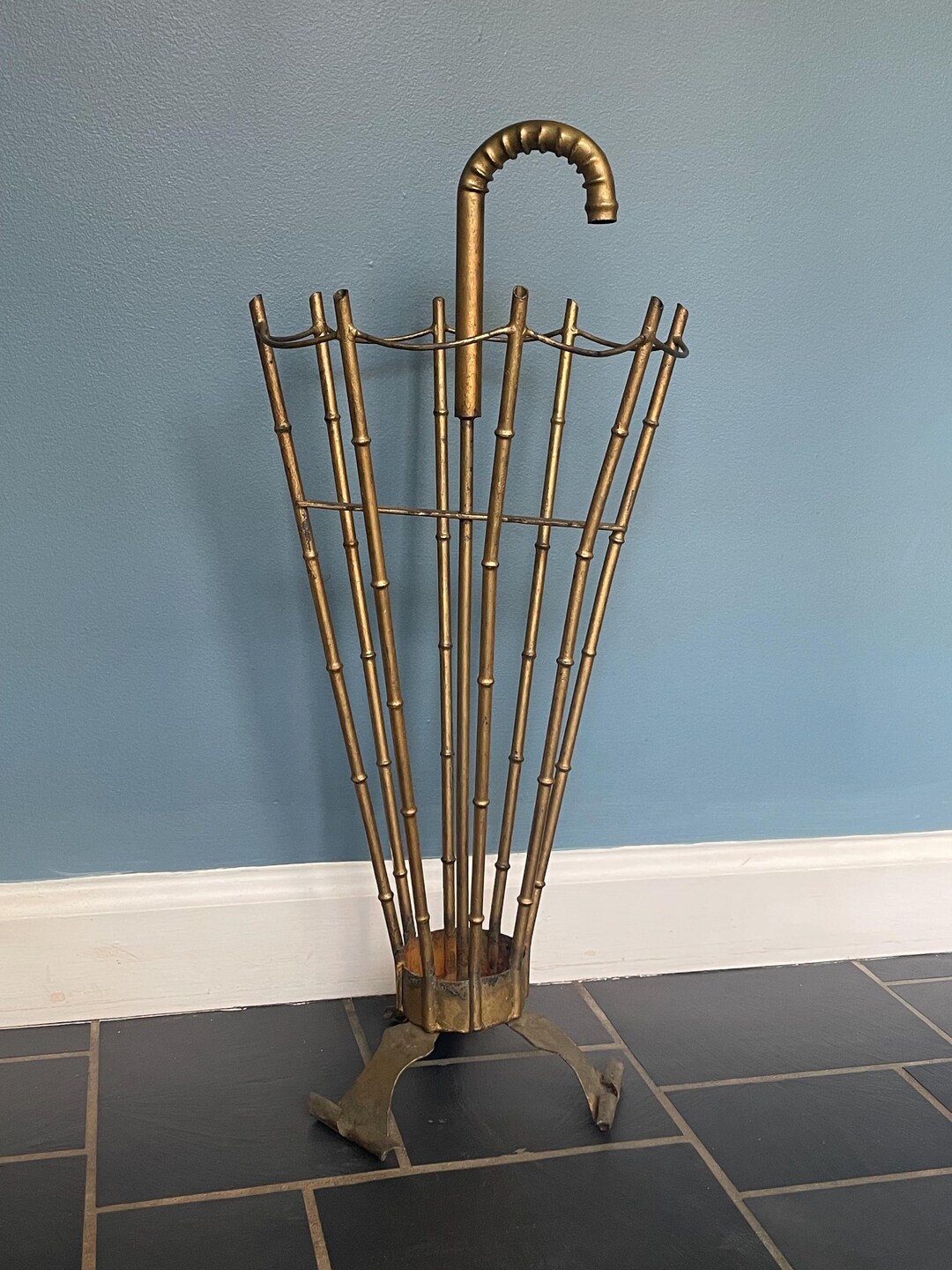 Gilt Metal Umbrella Stand Faux Bamboo Chinoiserie Hollywood Regency ...