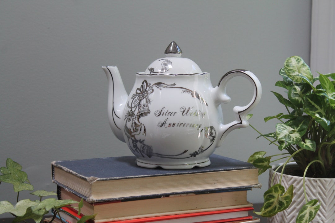 25th Anniversary Musical Teapot by Lefton 03181 Silver Anniversary Tea ...