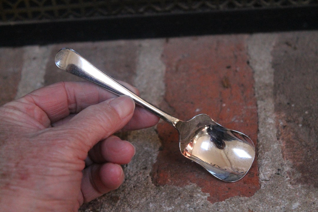 Sugar Shell Spoon EPNS Made in England Silver Plate Fiddle Handle ...