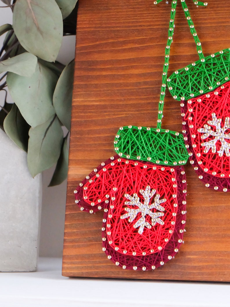 Modern Mitten string art winter wall decoration cute | Etsy