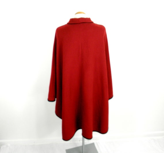 1960s Deep Red Wool Trachten Long Cape with Green Tri… - Gem