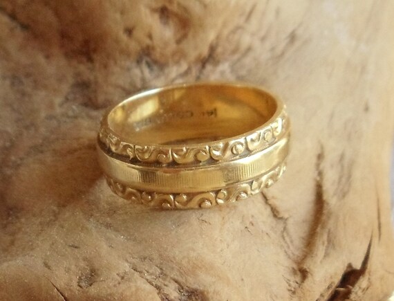 Vintage 14K Yellow Gold Ornate Band Ring, Size 7.5 Co… - Gem