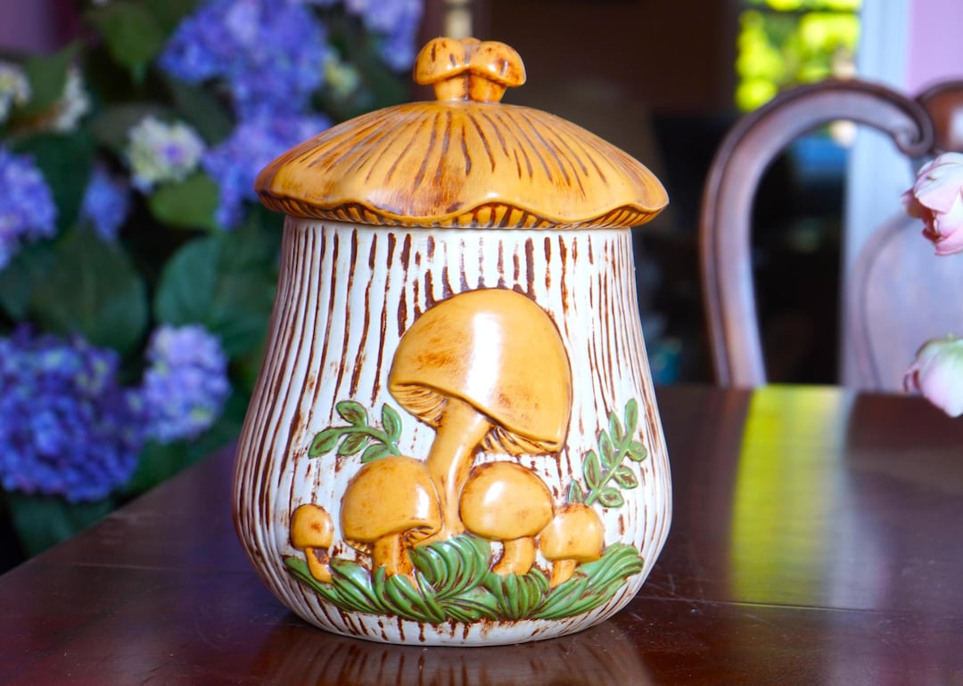 Huge Mushroom Cookie Jar: Vintage Arnel's Kitchen Decor, Ceramic Jar - Etsy