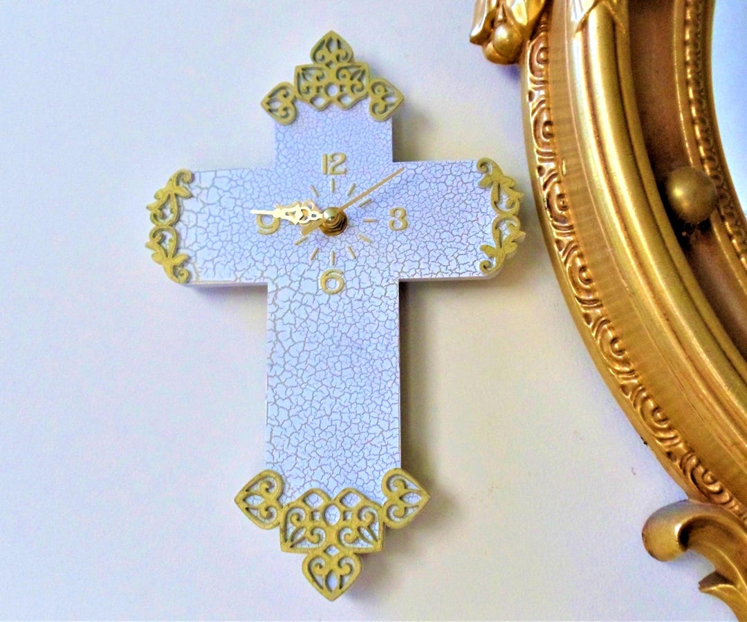 Vintage Crucifix Wall Cross Clock, White Faux Marble & Gold Tone ...