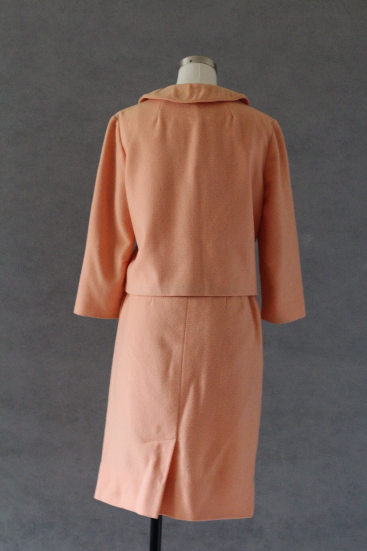 Vintage 60s Colorblocked Matching Set With Peach and Orange Peter Pan ...