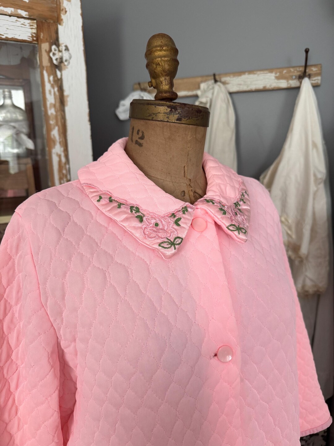 Vintage 60s Mod Bright Pink Pastel Floral Quilted Dress/housecoat ...