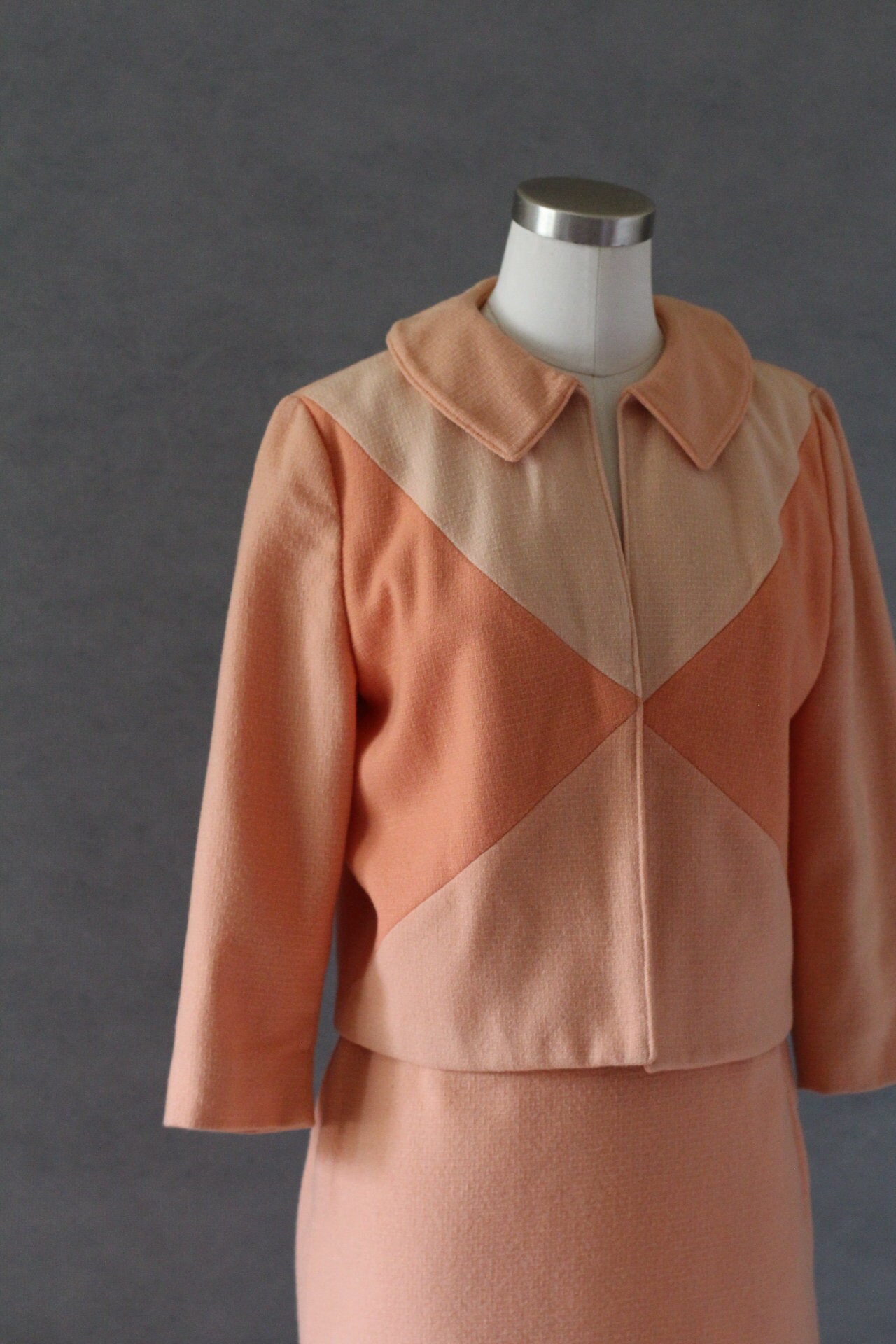 Vintage 60s Colorblocked Matching Set With Peach and Orange Peter Pan ...