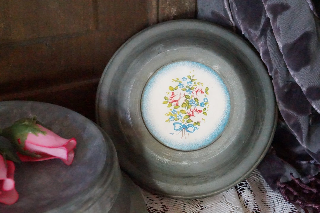 Victorian Musical Powder Box/powder Puff Box/bouquet of Flowers/large ...
