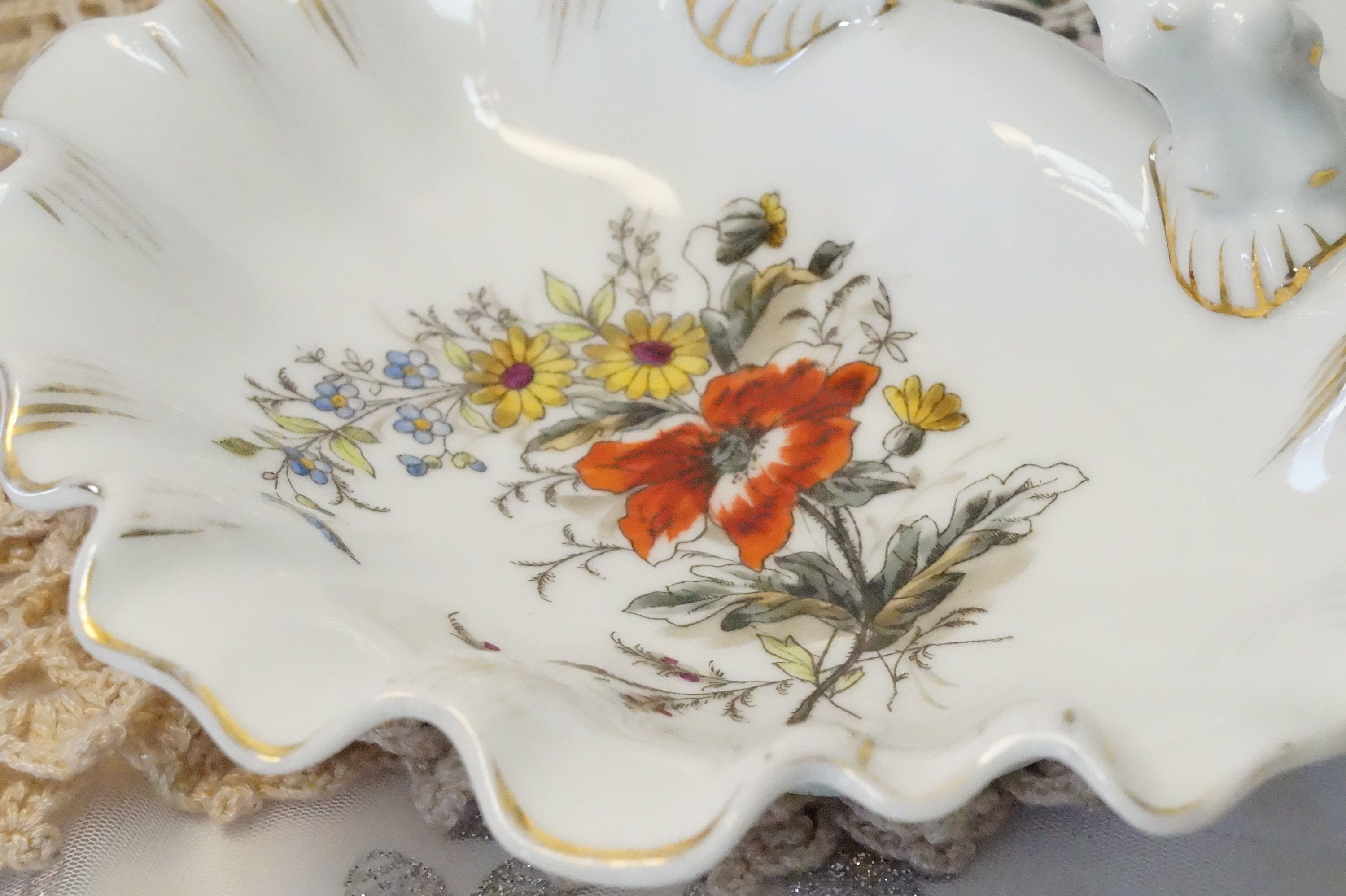 Vintage Double Sided Candy Dish/floral Candy Dish/roses/shell Shaped ...