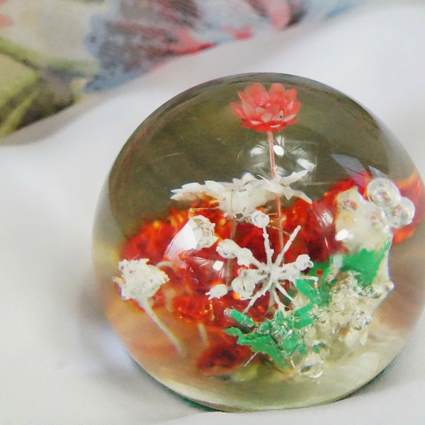 Flower Paperweight - Etsy