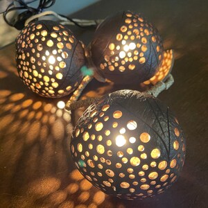 3 Balls Wooden Hanging Lamp Made of Coconut Shell Bedroom Lamp Light ...