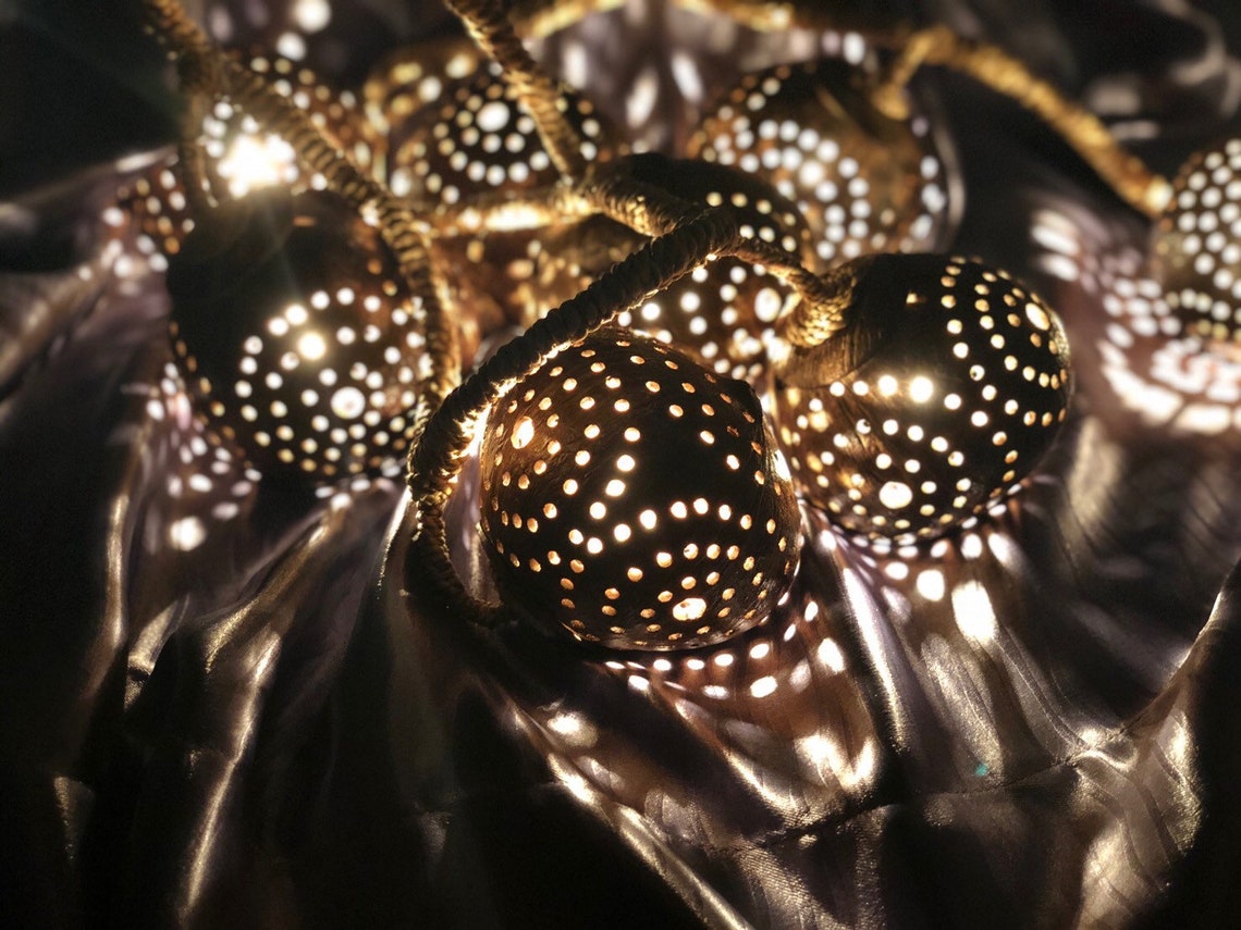 10 Balls Hanging Lamp Made of Coconut Shell Bedroom Lamp Light Coconut ...