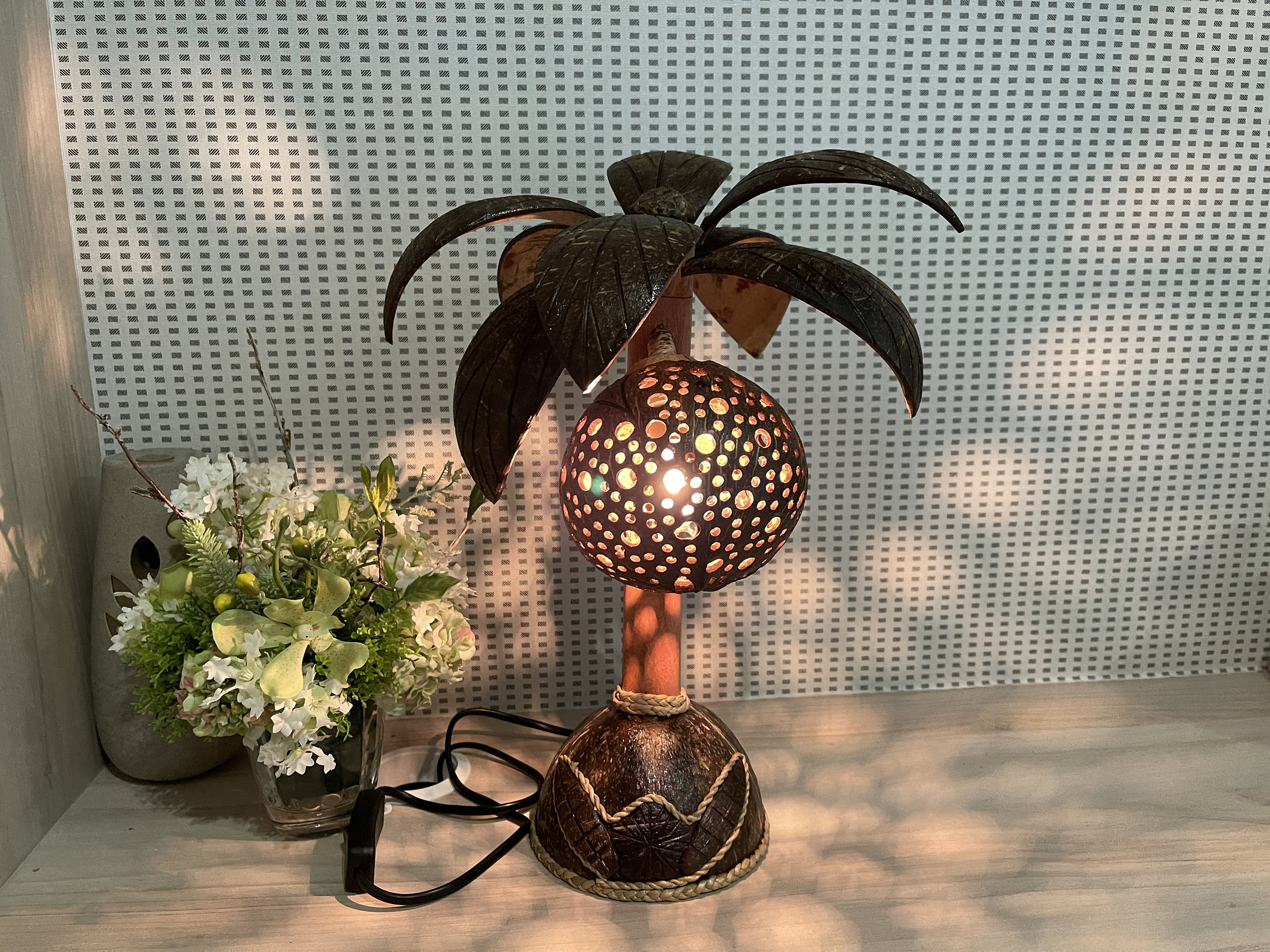 1 Ball Coconut Lamp Coconut Tree Shell Bedroom Lamp Tree Table - Etsy