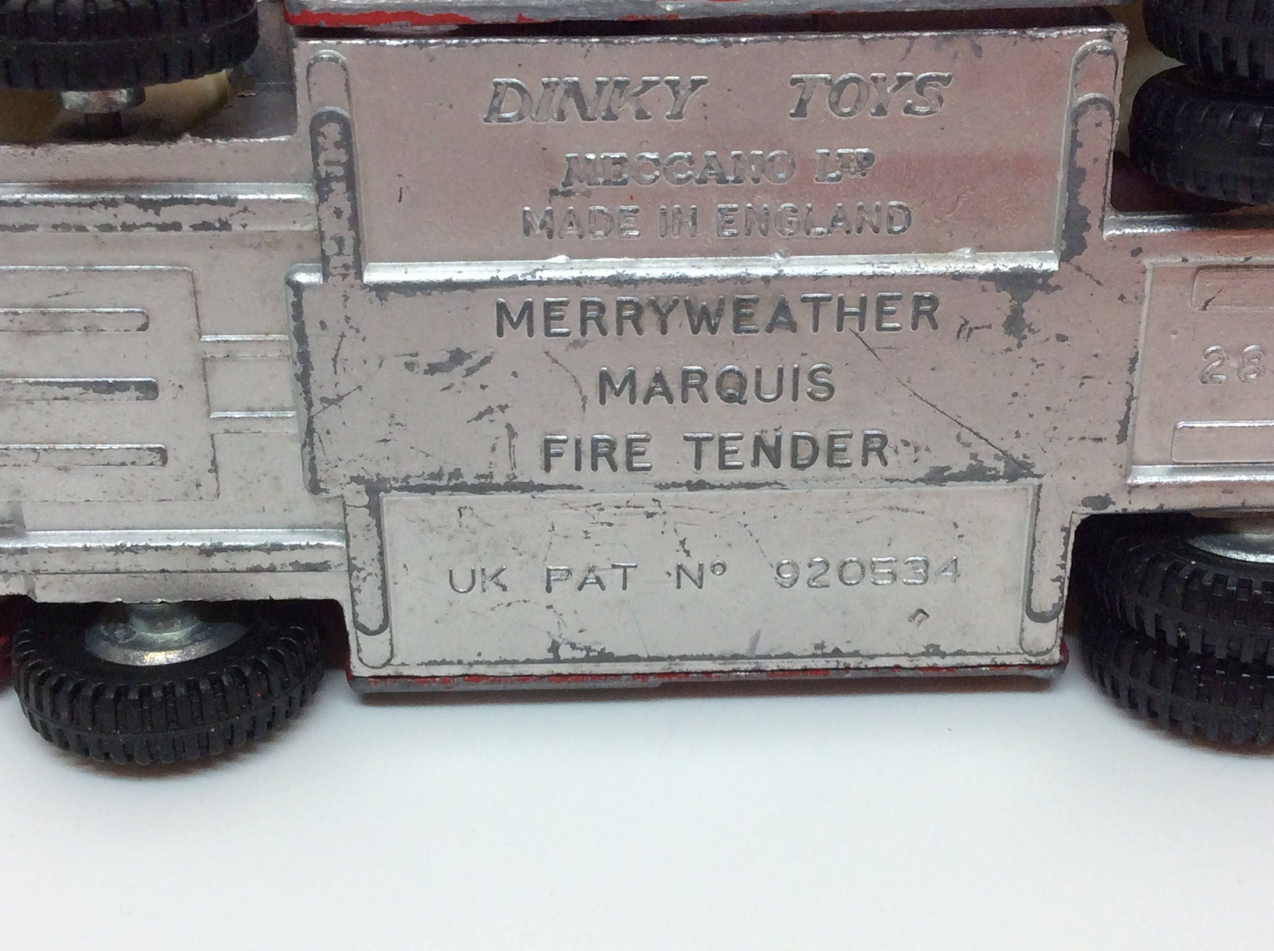 Vintage DINKY TOYS Metal Fire Engine Merryweather Marquis Fire Tender ...
