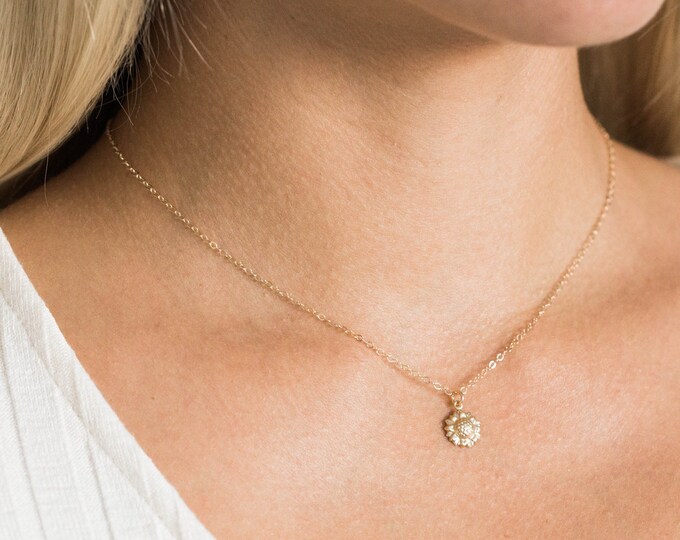 Dainty Sunflower Necklace / Gold Sunflower Necklace / Silver - Etsy
