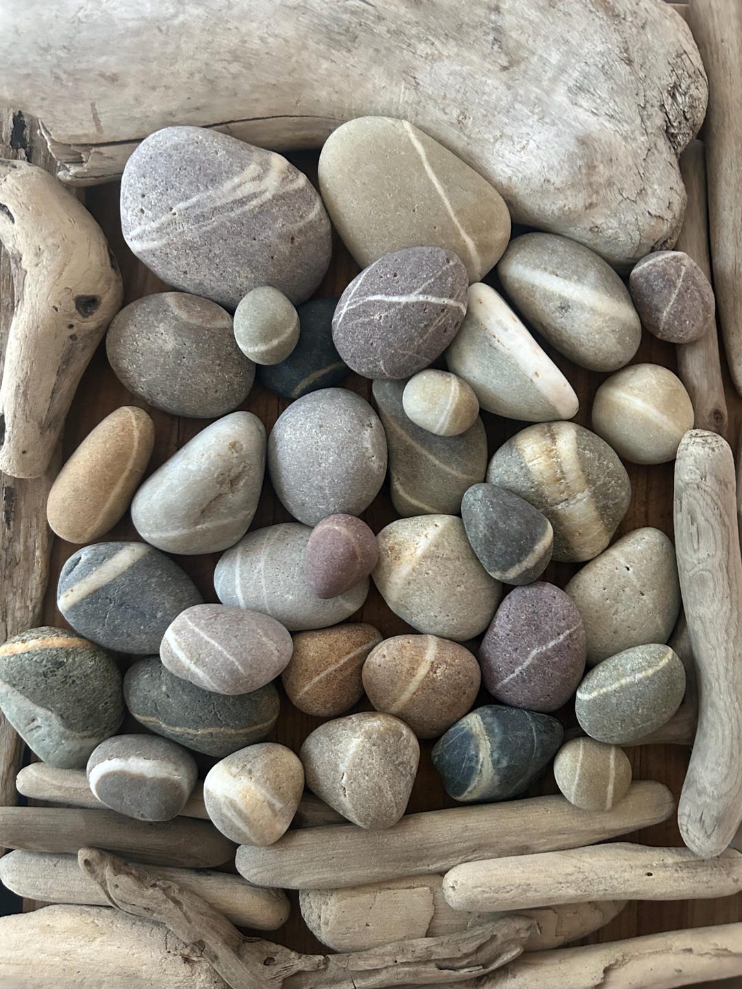Natural Unpolished Raw Sea Wishing Beach Stones Striped Light Colored ...