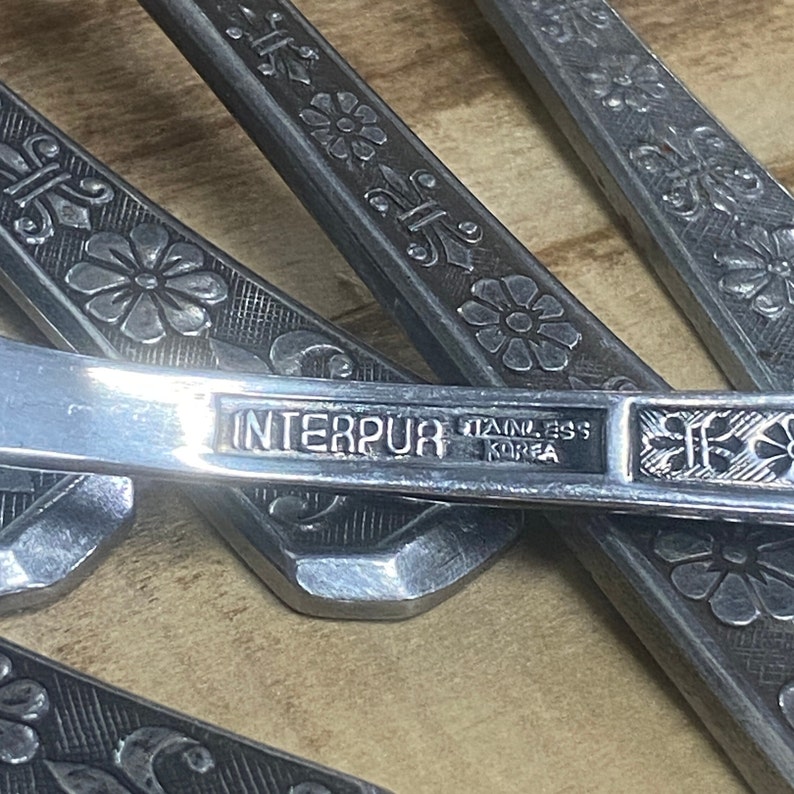 FLORENZ by INTERPUR Fleur-de-lis 8 Petal Flower Stainless Steel ...