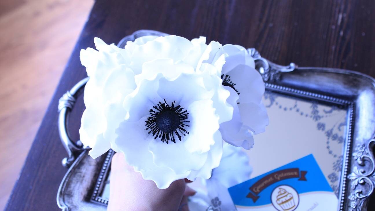 Handmade Edible Sugar Anemone Flower Cake Topper Decorations - Etsy
