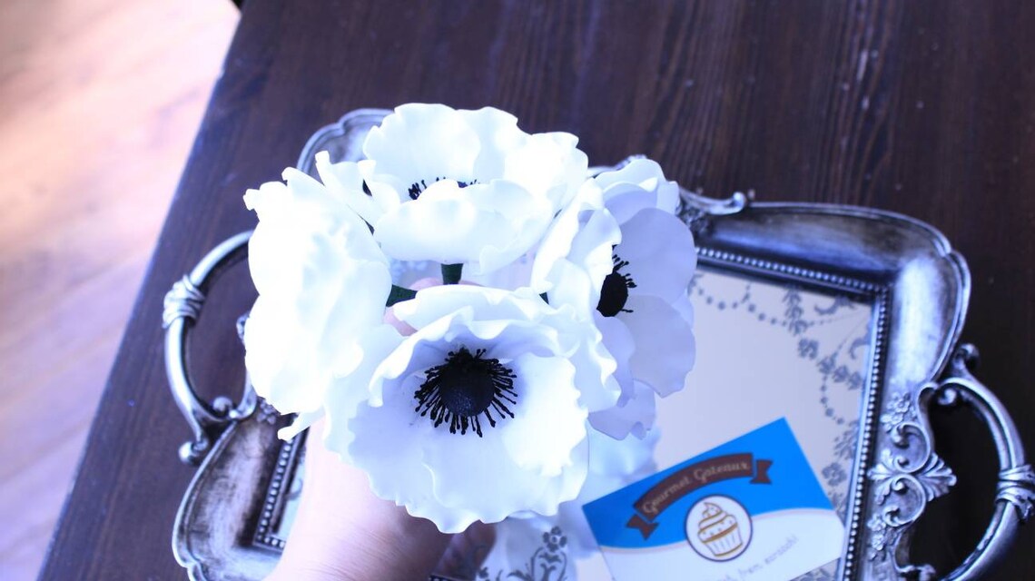 Handmade Edible Sugar Anemone Flower Cake Topper Decorations - Etsy