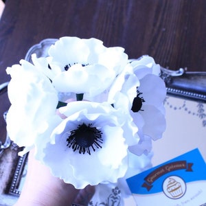 Handmade Edible Sugar Anemone Flower Cake Topper Decorations - Etsy