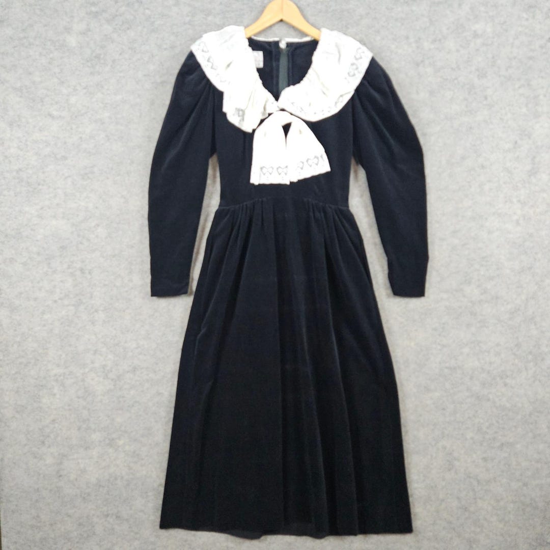 Blair Woolverton Black Velvety Victorian Gothic Lace Collar Dress Size ...