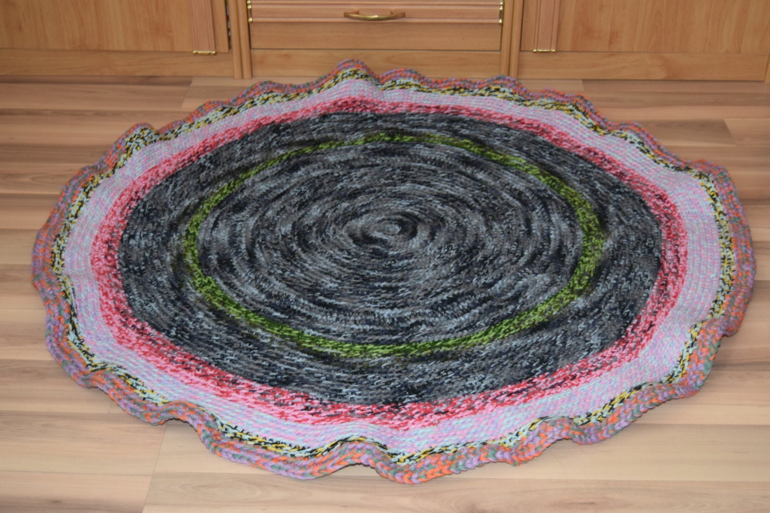 99 Cm or 38 in Diameter Beautiful Hand Crochet Rug in - Etsy