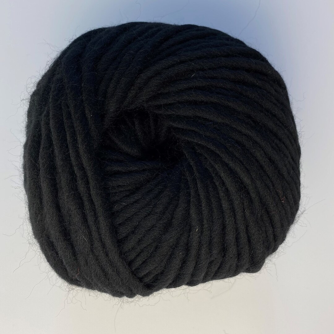 Natural Black Wool Yarn 200g/80m Chunky Yarn Black Chunky - Etsy