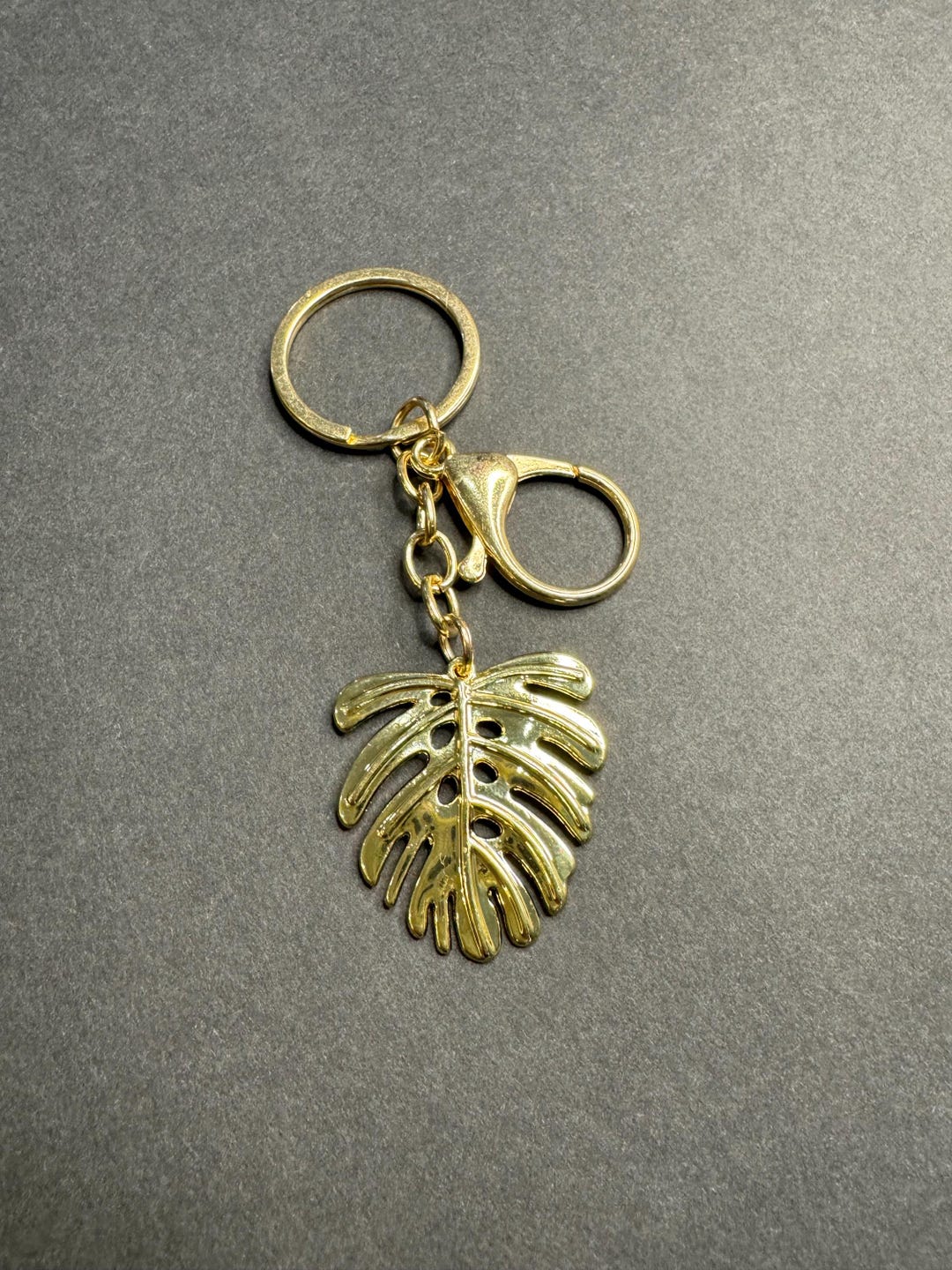 Monstera Keychain | Plant Gifts House Plant Lover Gift | Gold Monstera ...