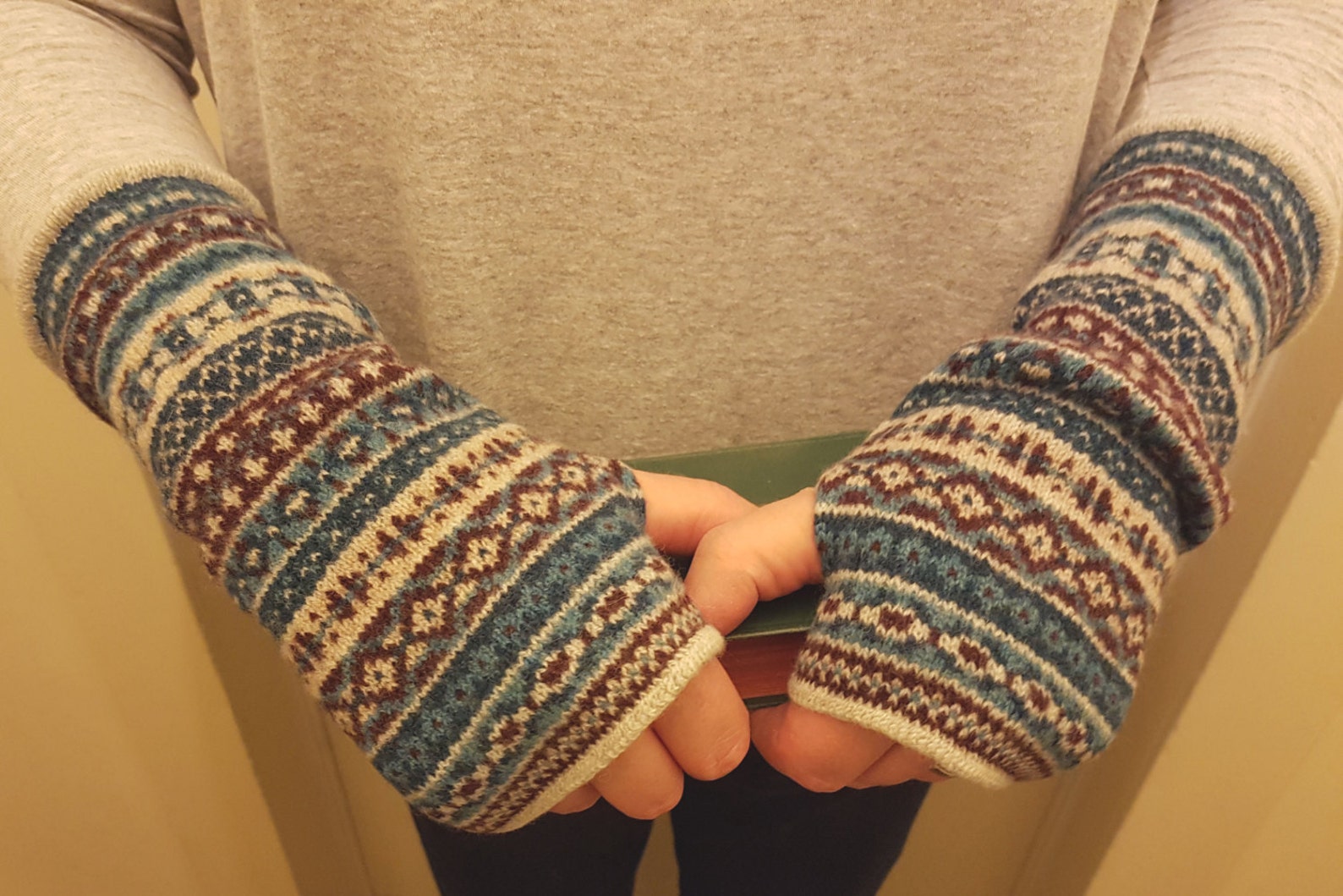 Fair Isle Fingerless Gloves Gauntlet Wristlet Gloves. Scottish | Etsy