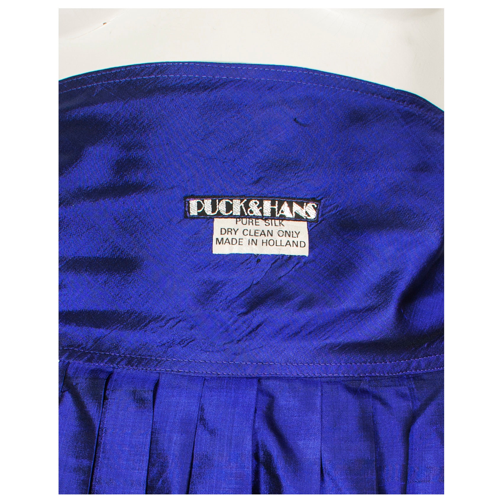 Rare Vintage 1978 Showpiece Vibrant Purple Changeant Silk PUCK & HANS 2 ...