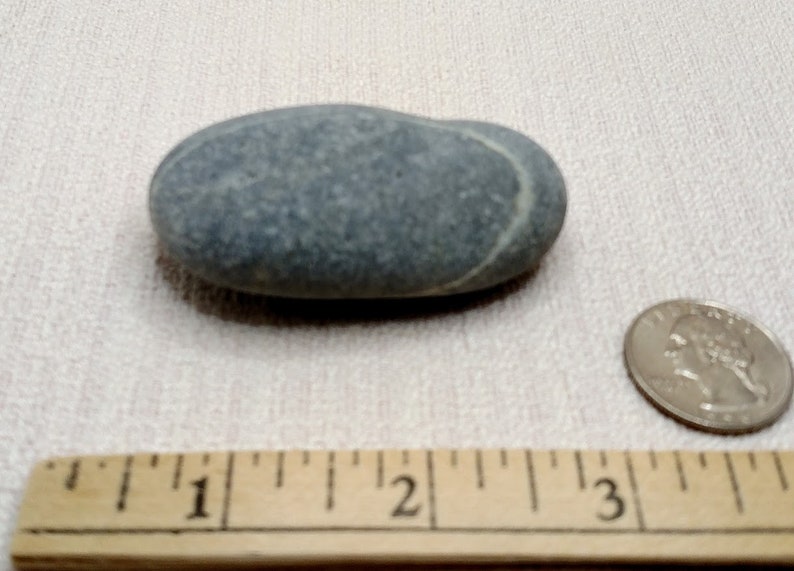 Double Thin Quartz Lines Banded Smooth Wishing Rock Beach Wish Stone ...